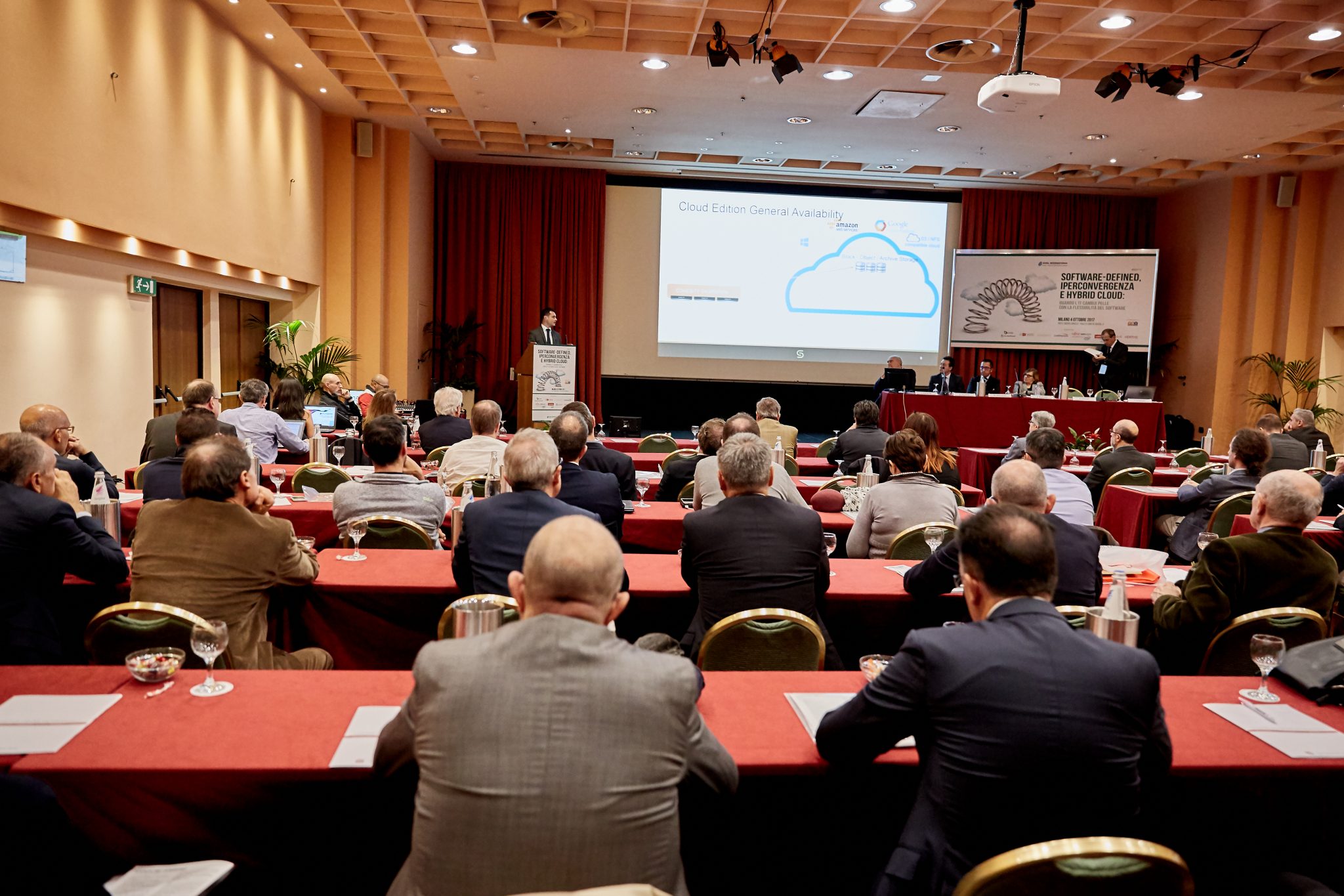 04|10|2017 SOFTWARE-DEFINED IT MILANO - VIDEO - AVProduction